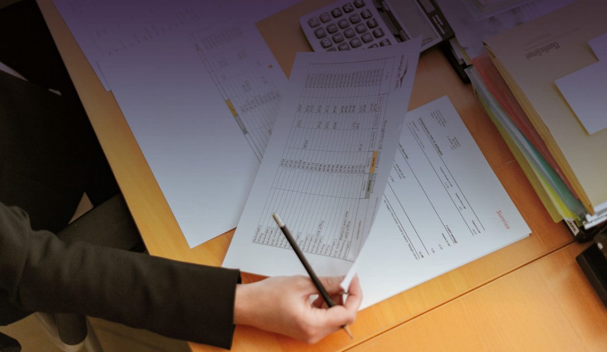 Why should landlords use a letting agent for viewings and enquiries?
